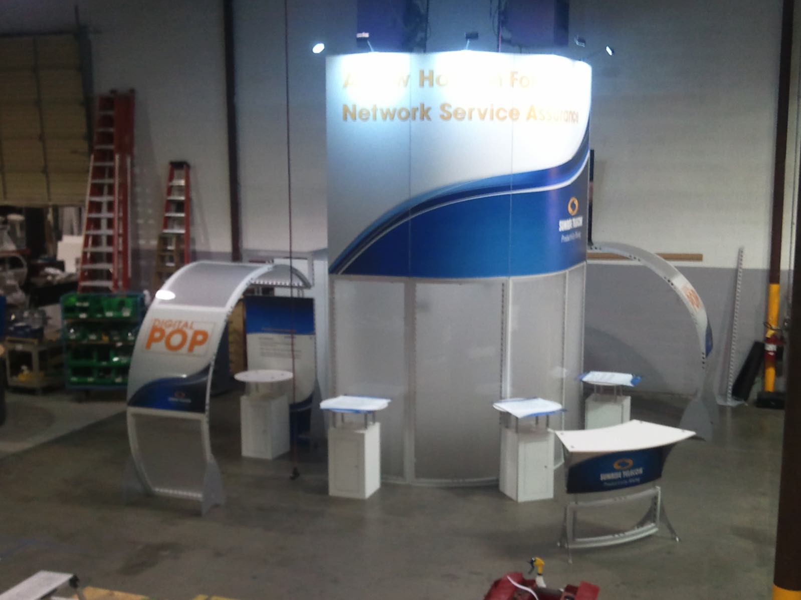 Island Displays | Hollenbeck Group